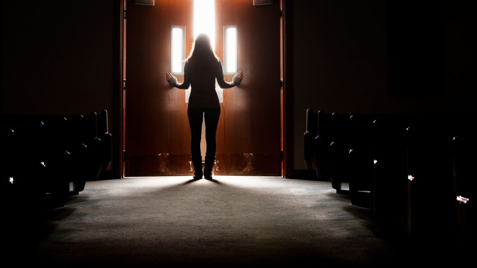 15 Courageous Biblical Characters Who Risked It All for Their Faith ...