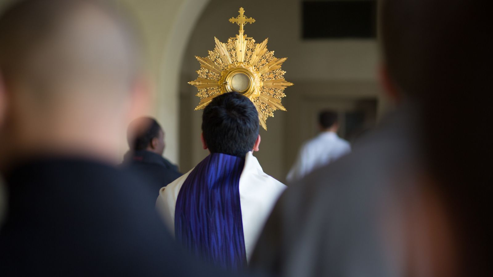 14 Unique Aspects of Catholicism That Set It Apart From Other Christian ...