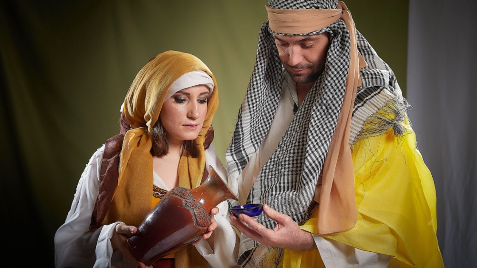 10 Beautiful Examples of Strong Biblical Marriages - HopeNoMatterWhat.com