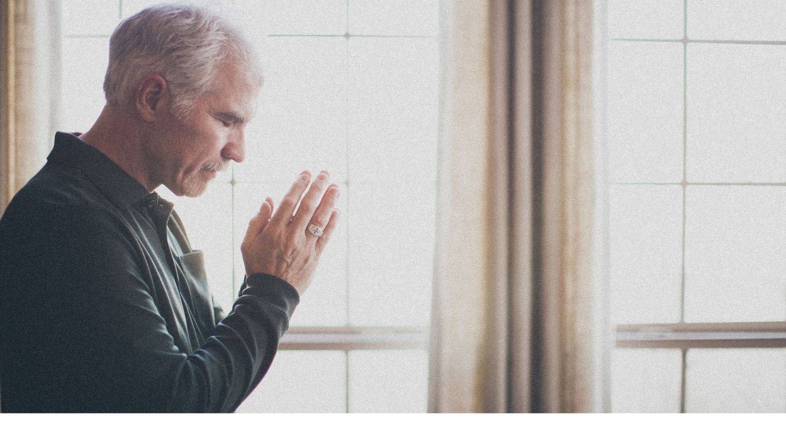 11 Prayers for Seniors Seeking Strength and Peace - HopeNoMatterWhat.com