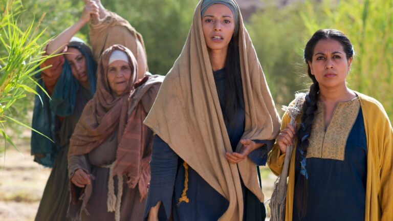 20 Discussion Points on the Role of Women in Bible - HopeNoMatterWhat.com