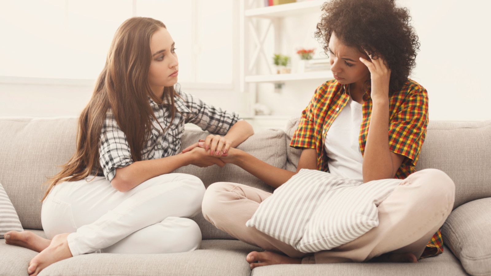 15 Thoughtful Ways to Help a Friend in Crisis - HopeNoMatterWhat.com