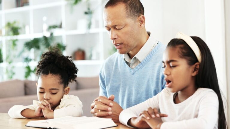 14 Practical Tips on How to Raise Godly Children - HopeNoMatterWhat.com