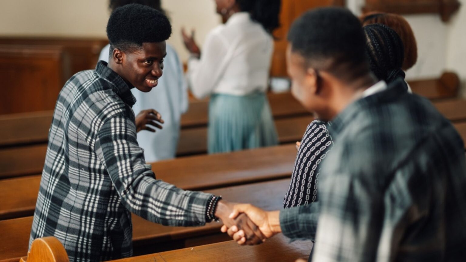 11 Common Pitfalls in Christian Fellowship - HopeNoMatterWhat.com