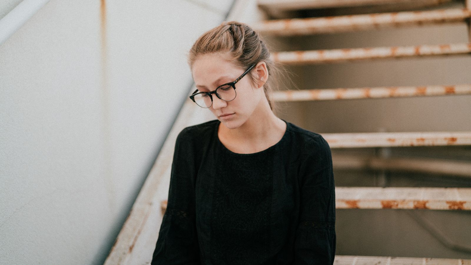 Should Believers Suppress Their Emotions? 14 Biblical Principles to ...